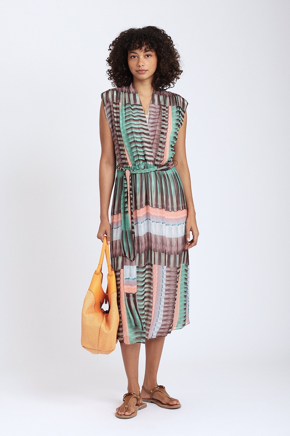 Sale: Kleid Doretta von IHEART bei myClassico - Premium Fashion Online Shop